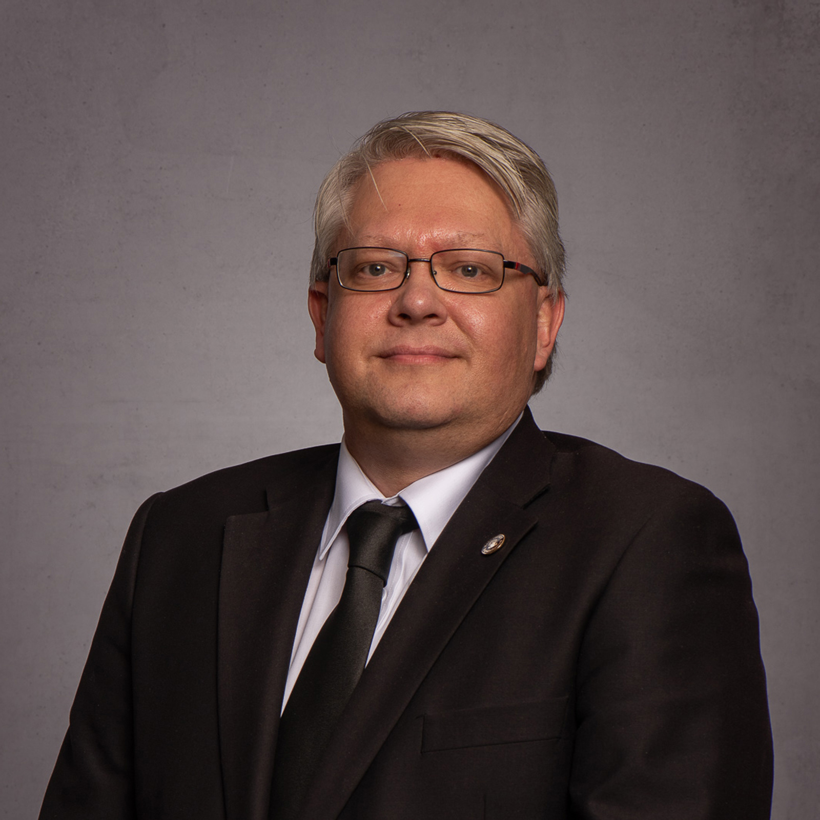 Hartvigsen Begravelsesbyrå | HEDER - Alltid her for deg